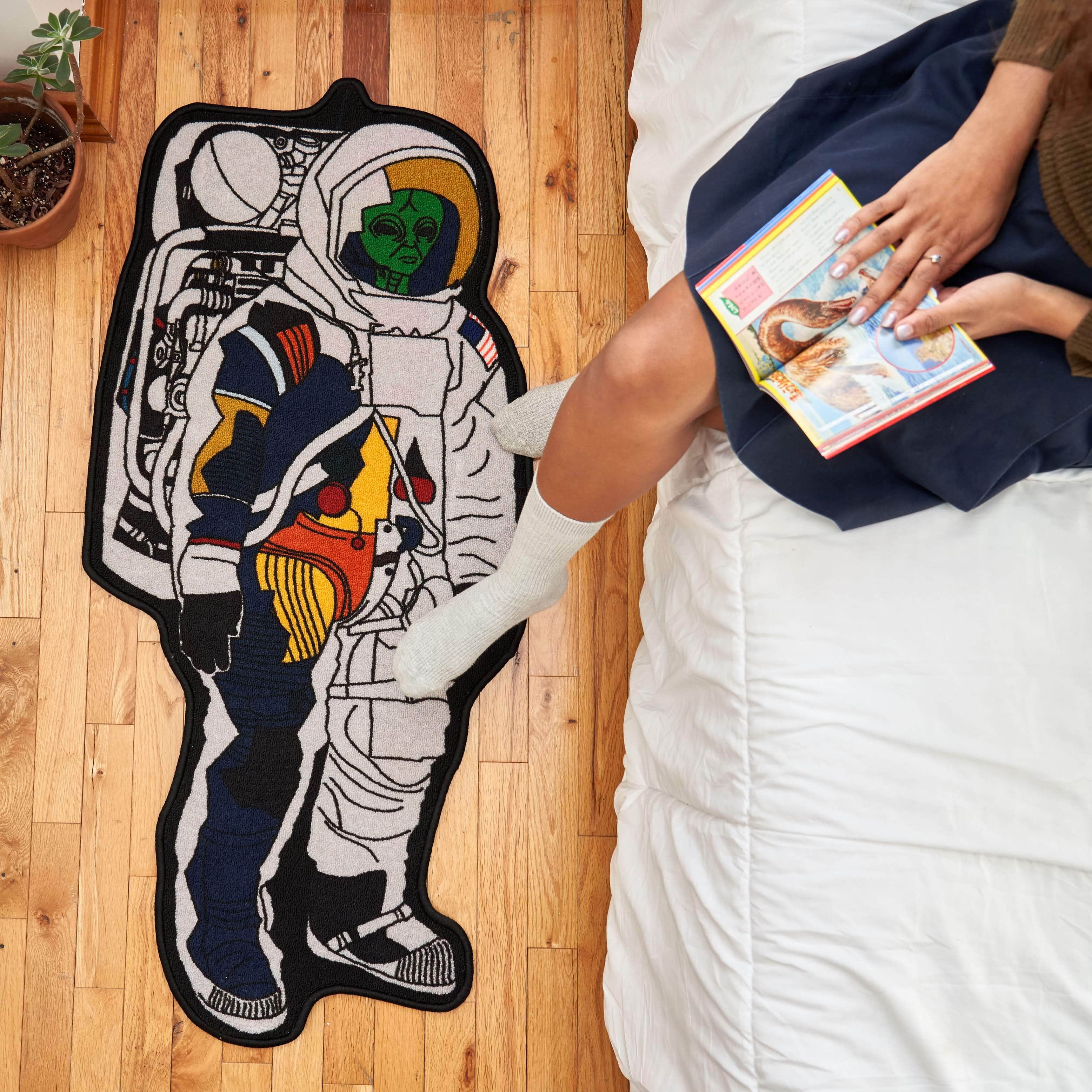 Astronaut Alien Cross Section Cutaway Mini Rug Carpet for a scientist ...