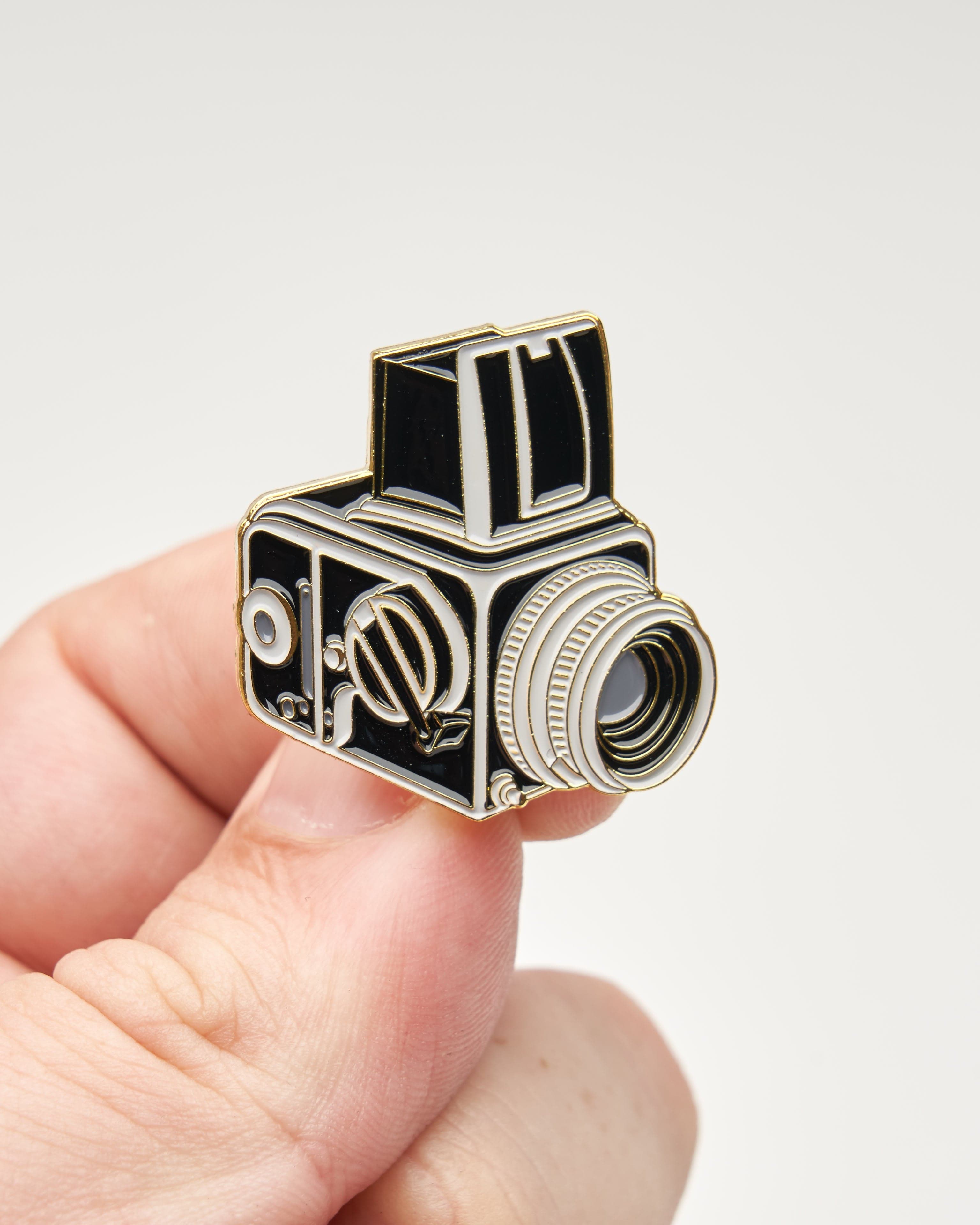 Hasselblad 500c 500cm Lapel Pin - Medium Format Film Camera Pins Badge ...